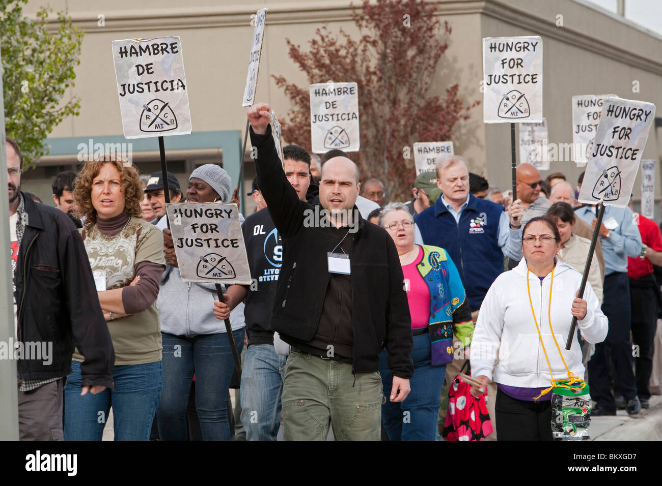 Picket line protest hi-res stock photography and images - Alamy