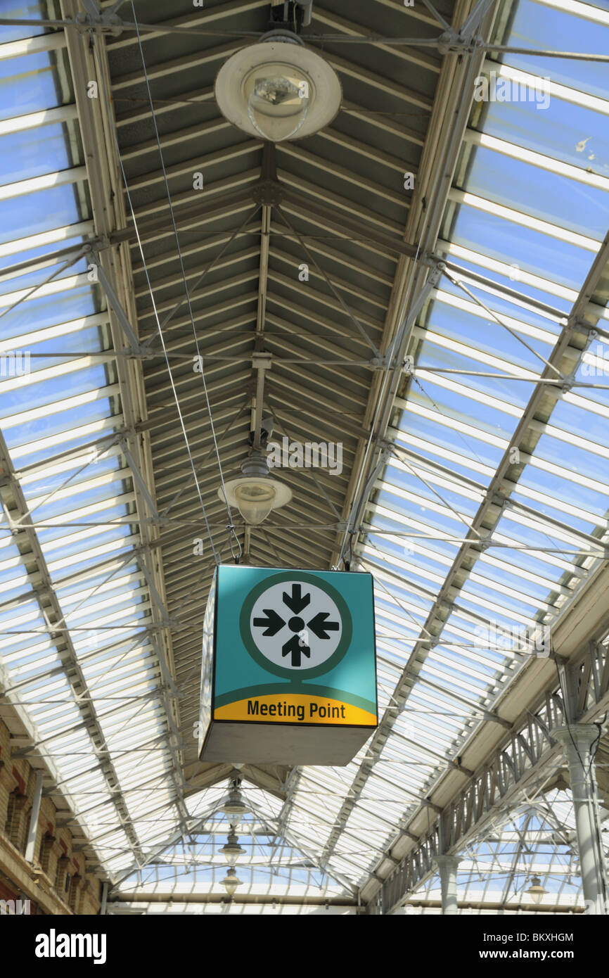 Eastbourne railway station hi-res stock photography and images - Alamy