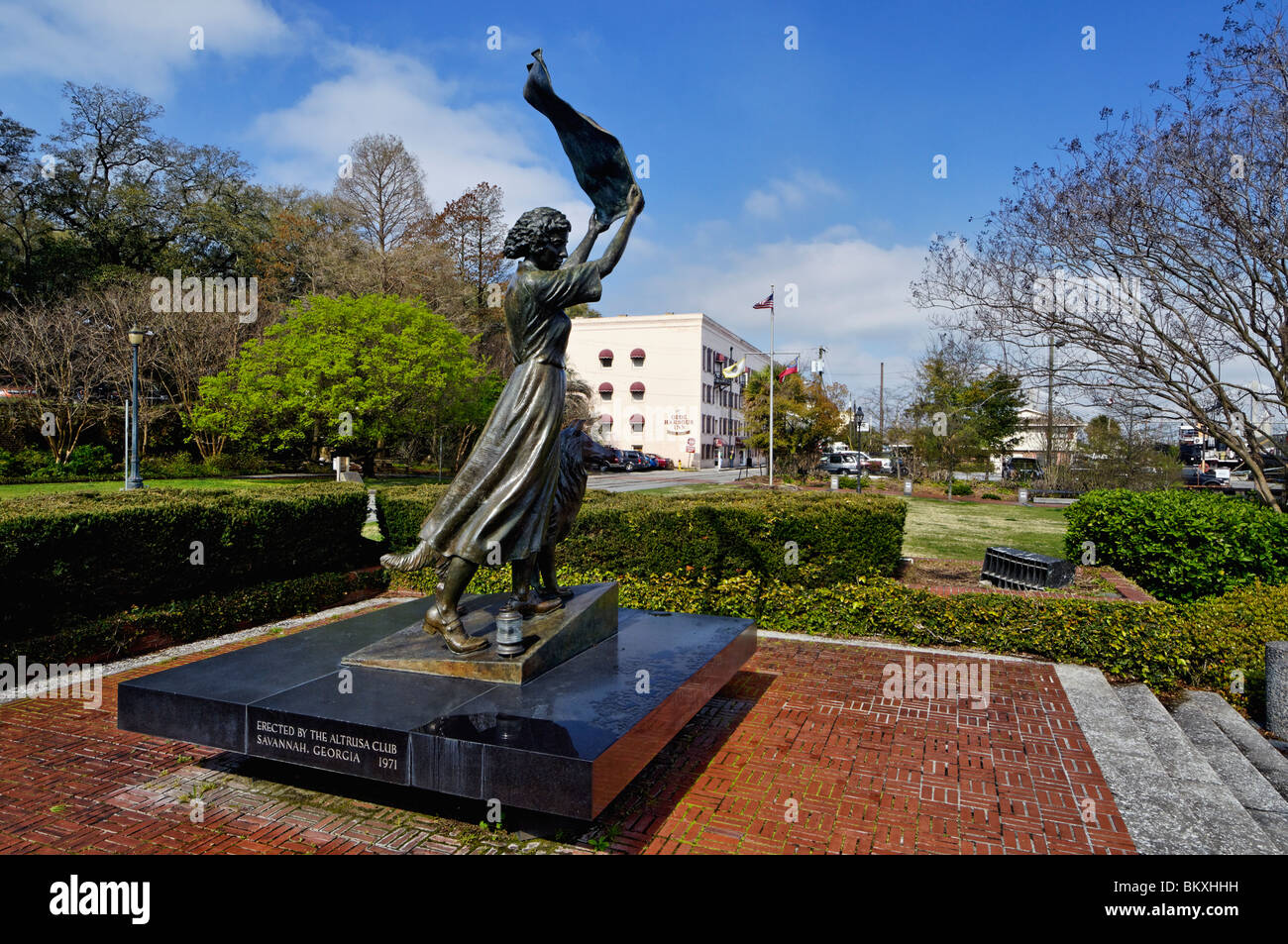 The Waving Girl Statue on River Street in Savannah, Georgia Stock Photo ...