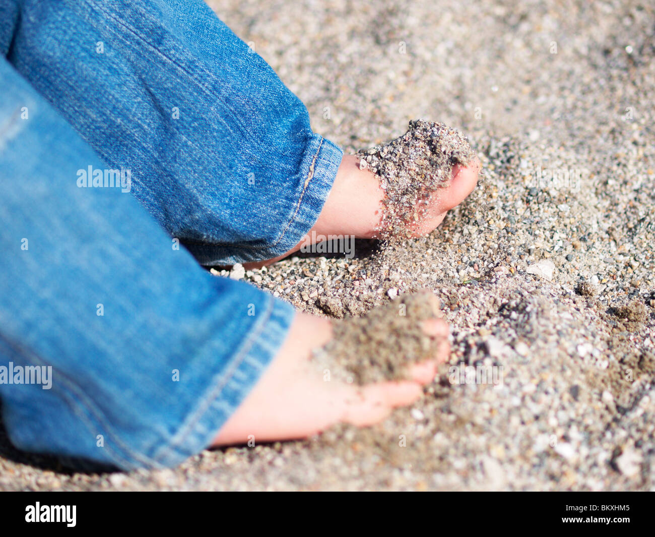 feet in the sand Stock Photo - Alamy