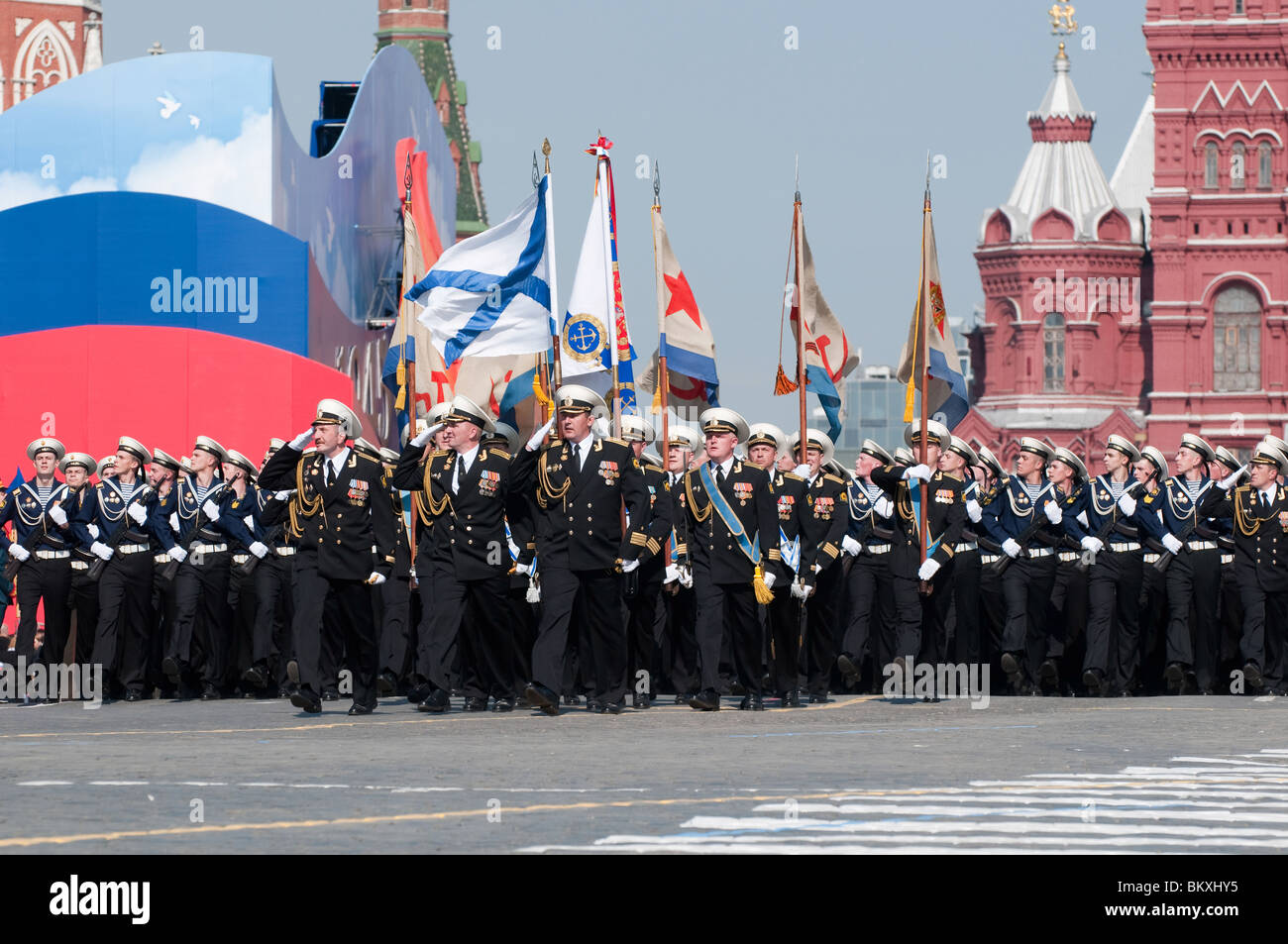 Russian soldiers marching hi-res stock photography and images - Alamy