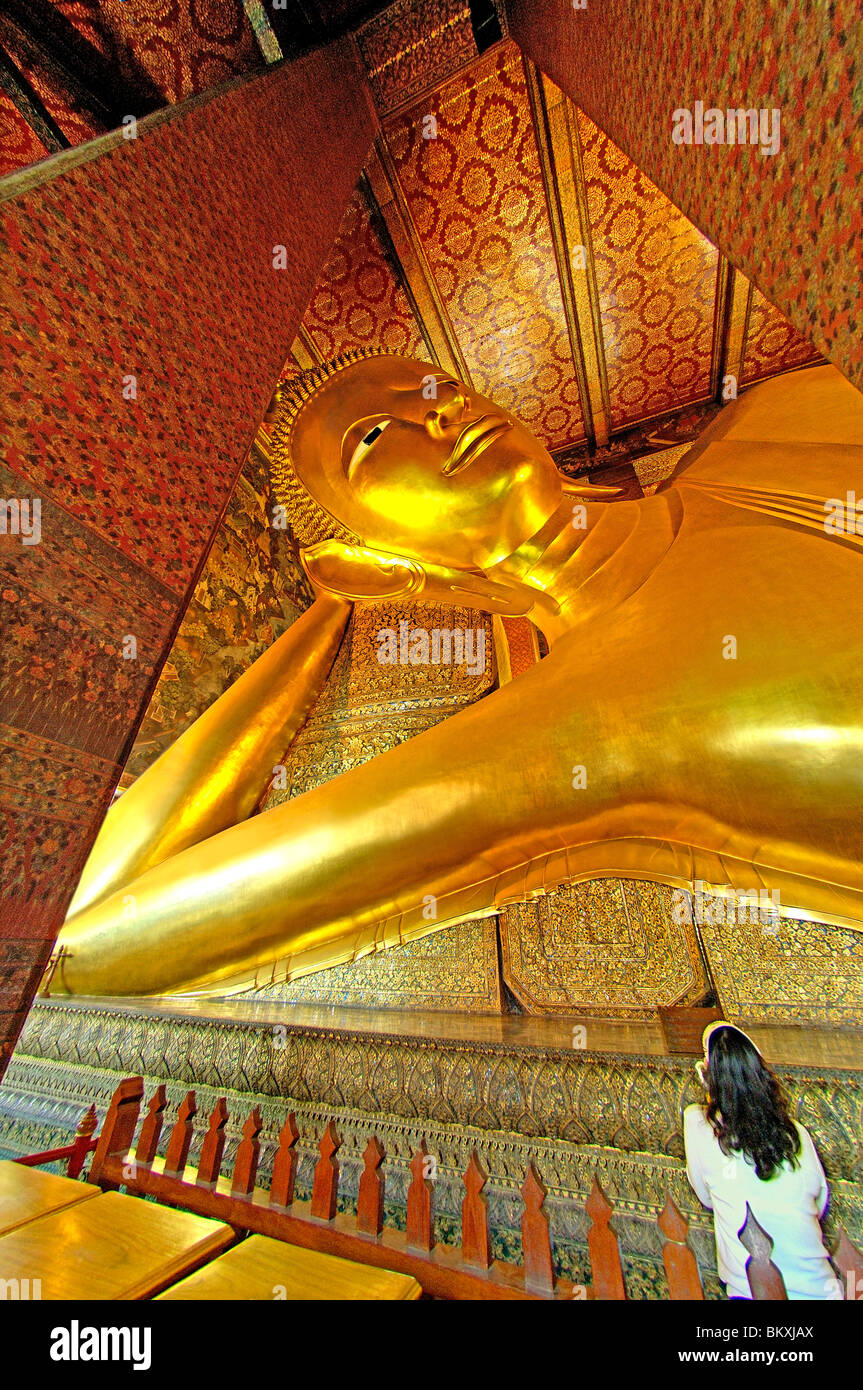 Wat Phra Chetuphon monastery King Rama one Chakri dynasty 16th century ...