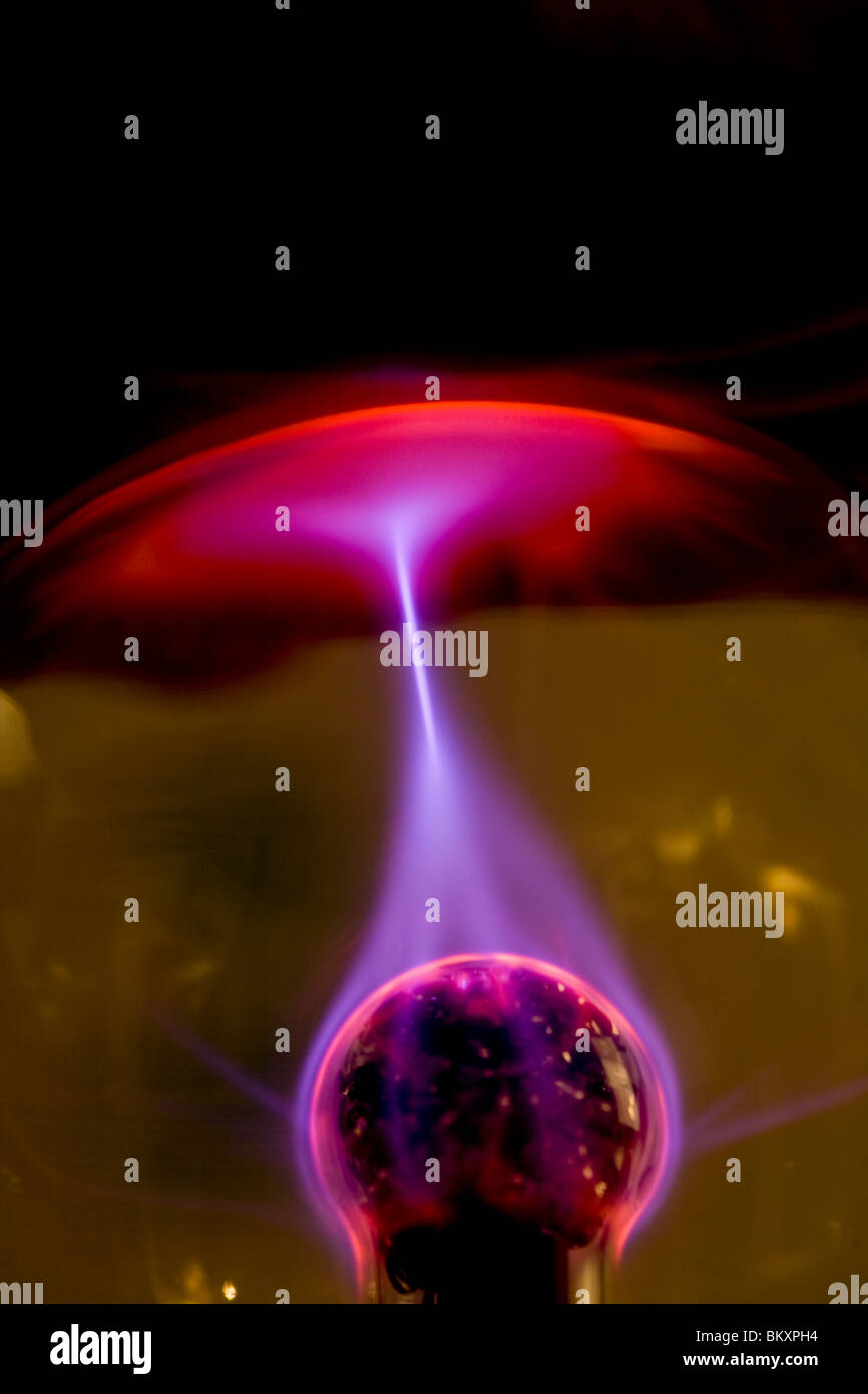 Electromagnetic discharge hi-res stock photography and images - Alamy