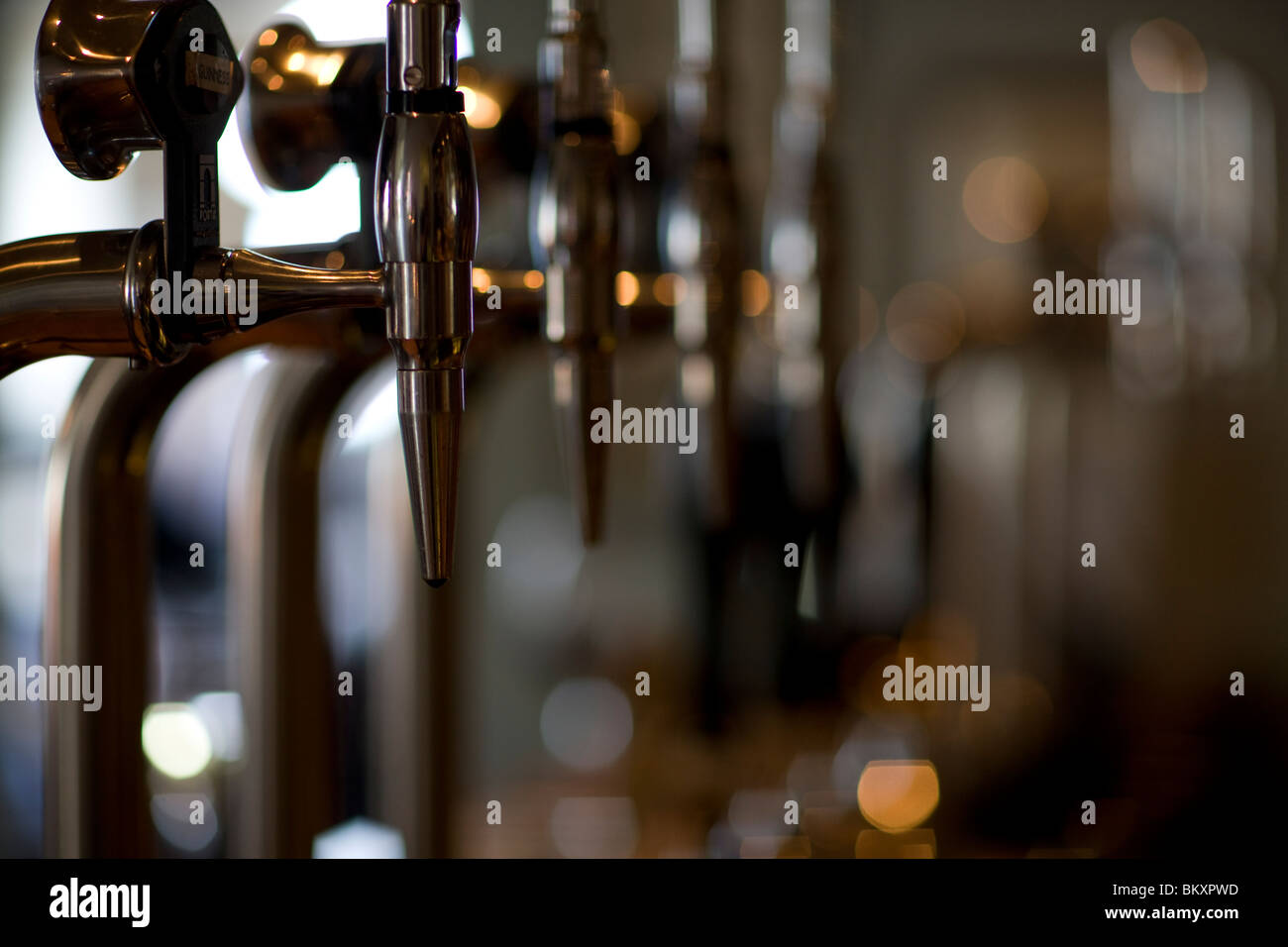 Beer pumps hi-res stock photography and images - Alamy