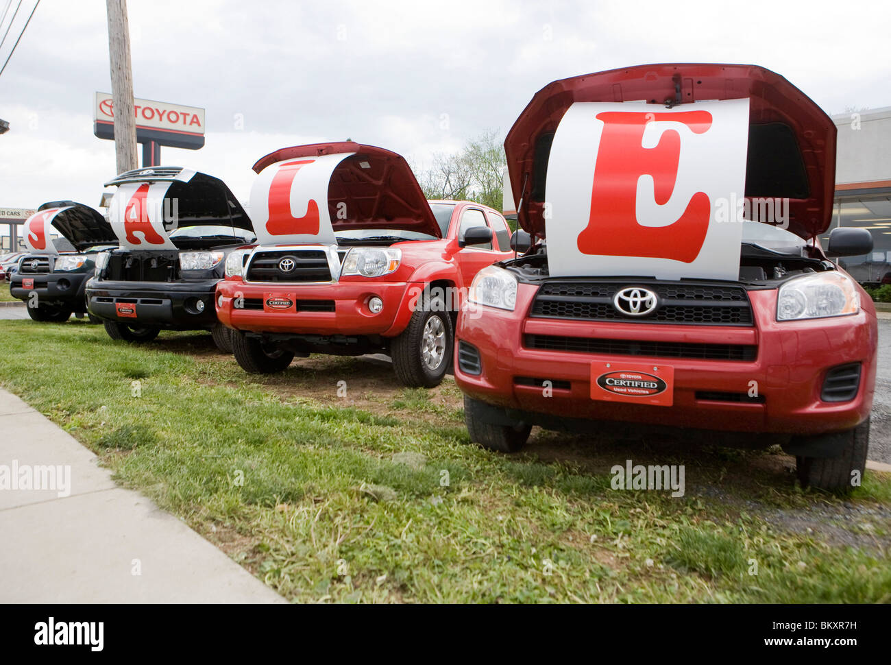 Car sale sign hi-res stock photography and images - Alamy