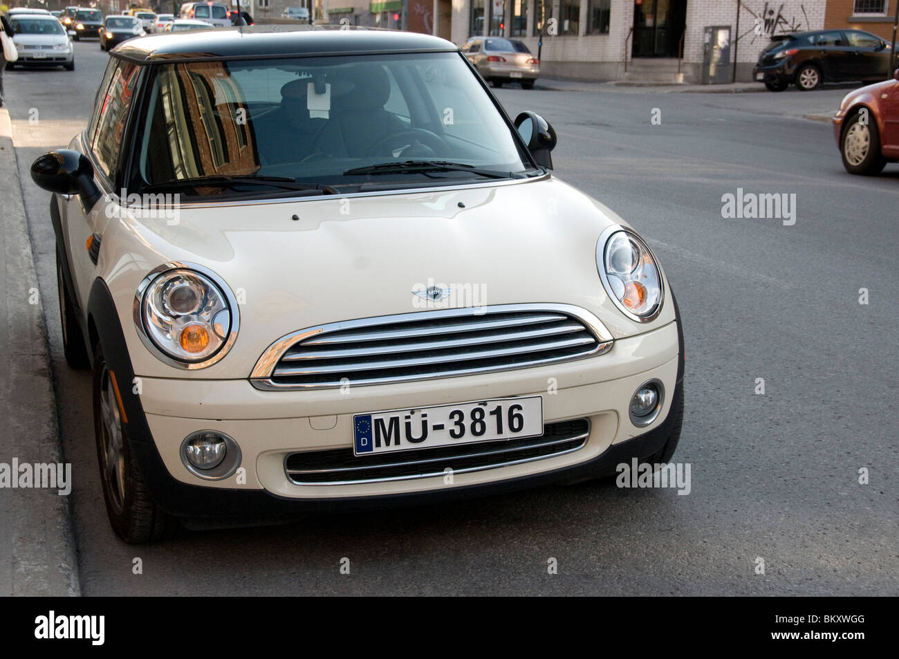 Mini cooper vehicles hi-res stock photography and images - Alamy