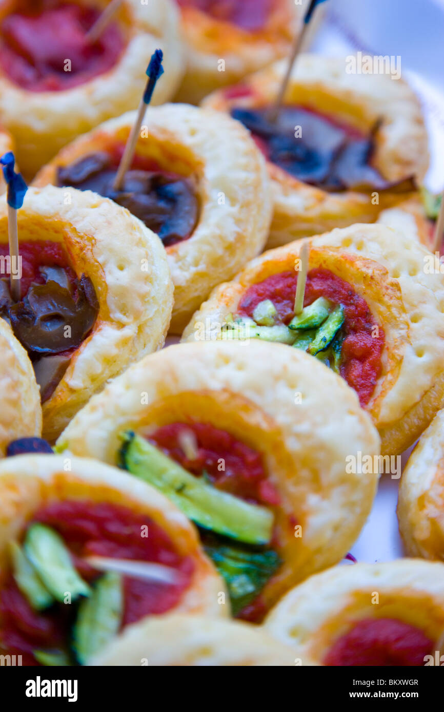 Mini pizza appetizers hi-res stock photography and images - Alamy