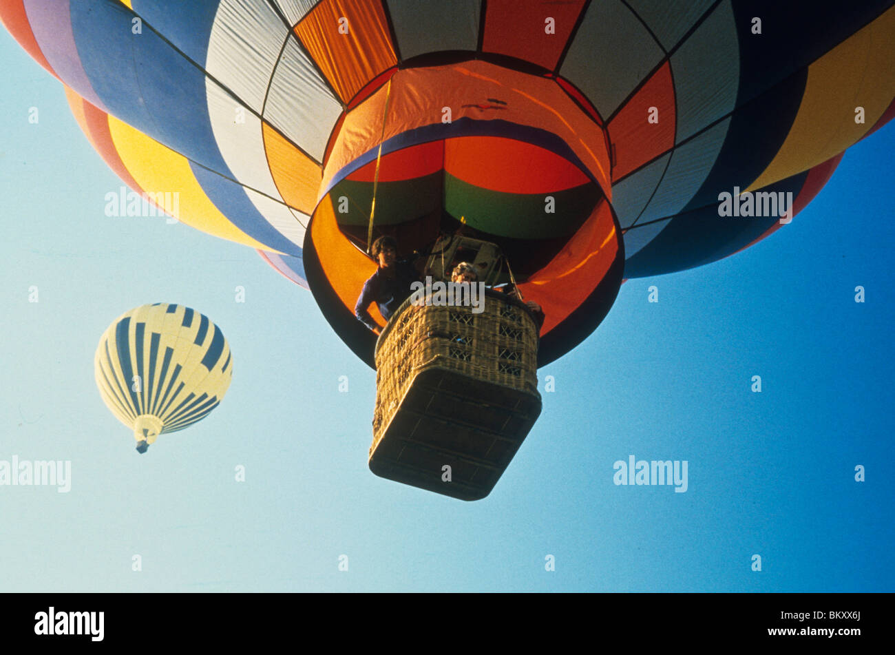 Hot-air balloon air rise fly sky color physics ascend sport compete ...
