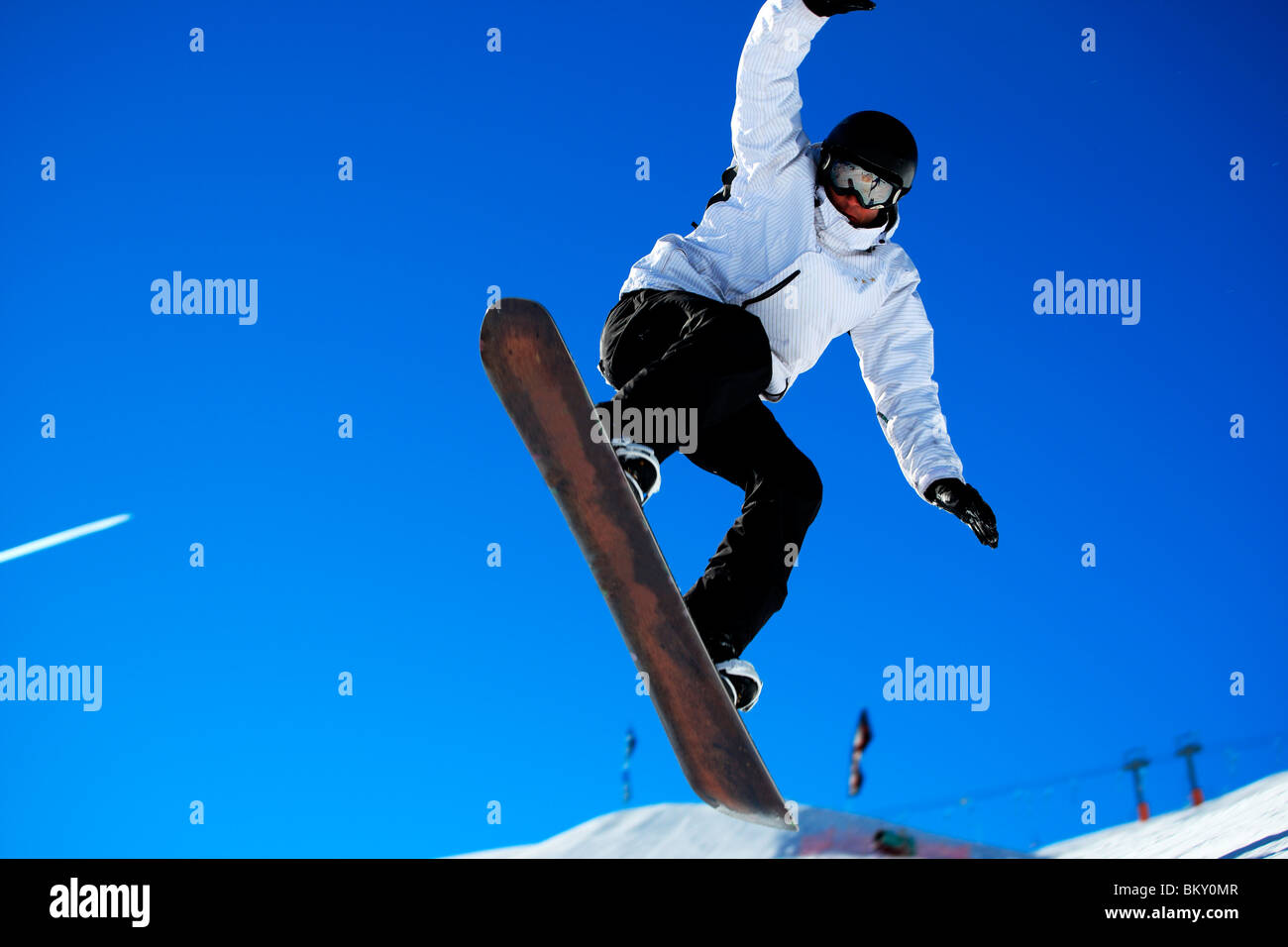 Snowboarding mountain jump hi-res stock photography and images - Alamy