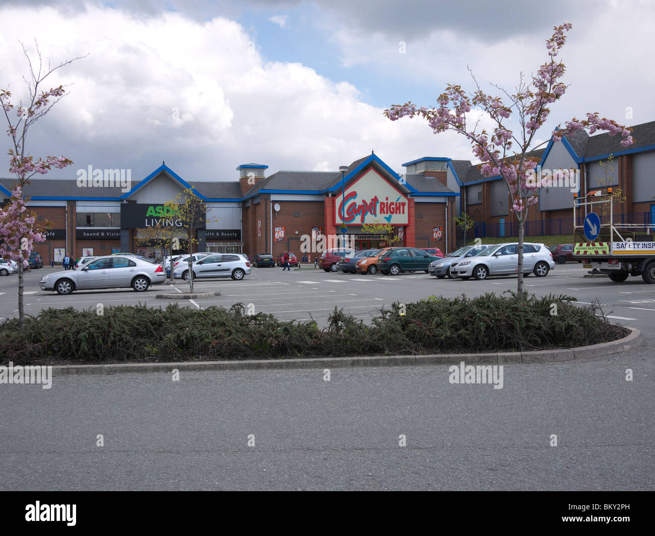 Central Retail Park, Royton, Lancashire, England, UK Stock Photo - Alamy