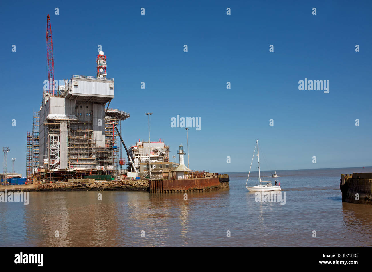 Offshore oil platform workers hi-res stock photography and images - Alamy