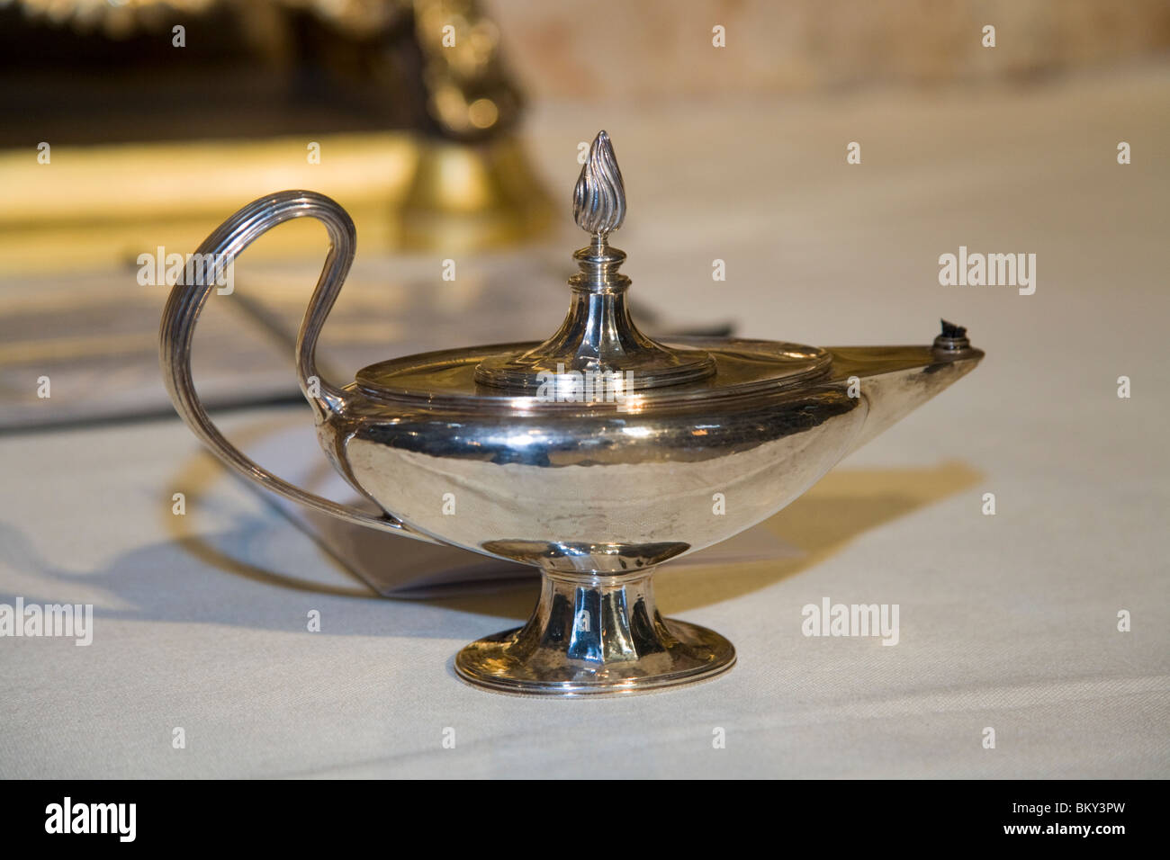Oil Lamp to provide lamplight / light / illumination Stock Photo - Alamy
