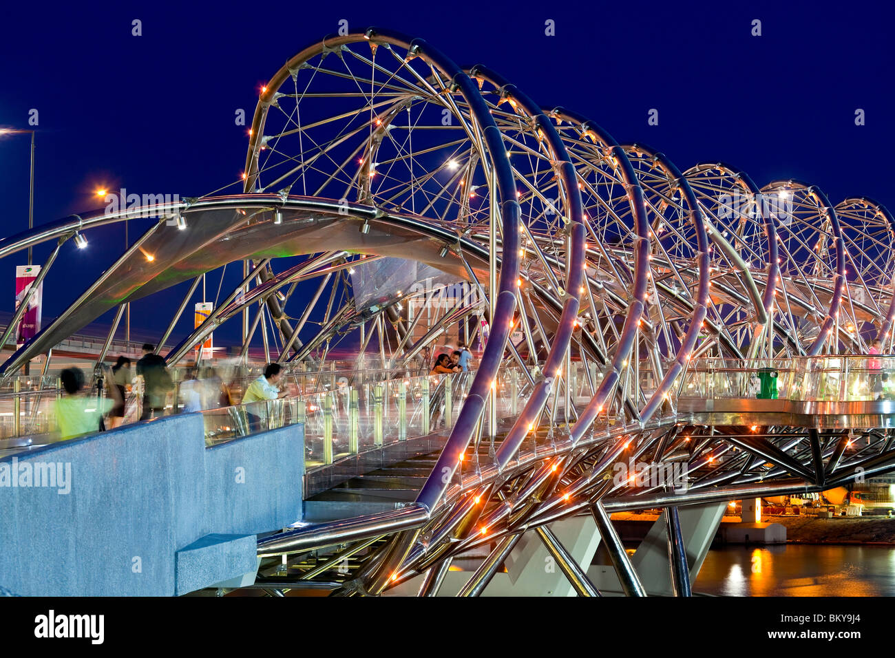 Singapore, Marina Bay, Helix Bridge Stock Photo - Alamy