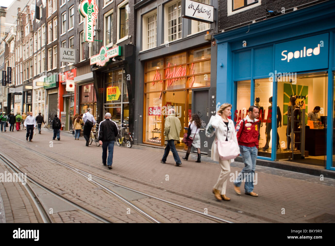 People, Shopping Street, Leidsestraat, People walking through shopping ...