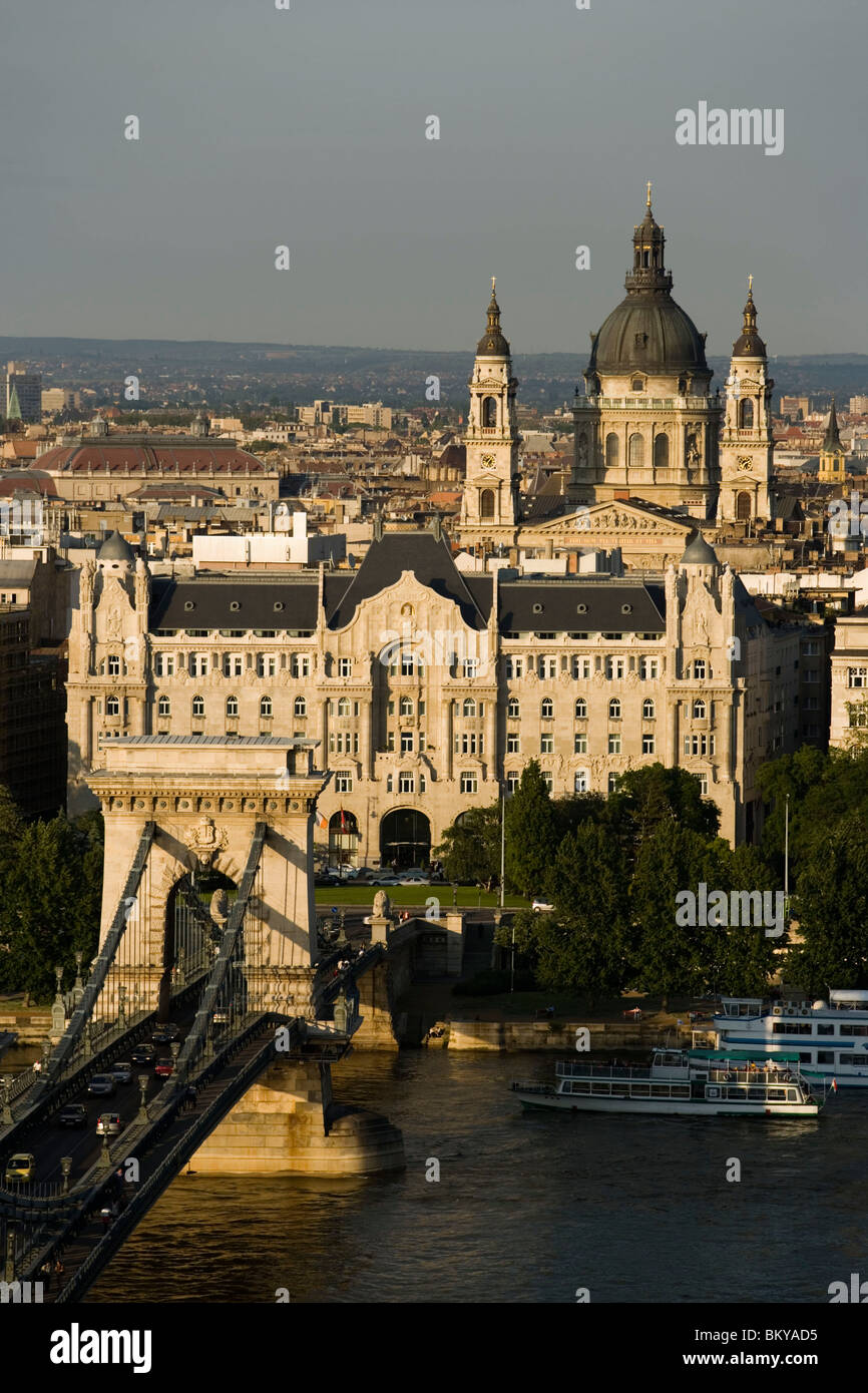 Neoclassical bridge hi-res stock photography and images - Alamy