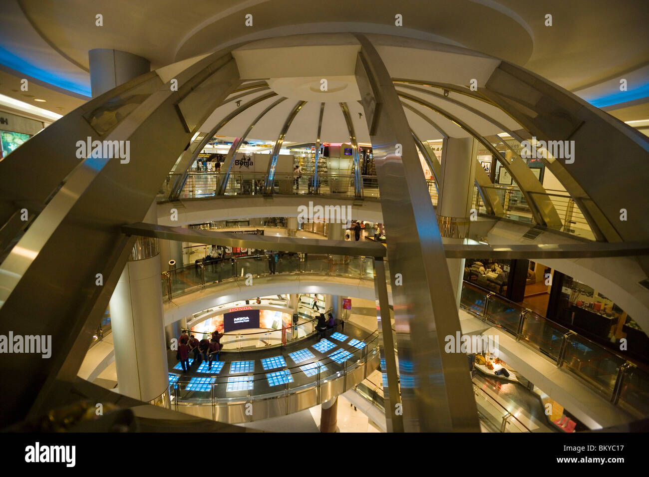 View inside Siam Discovery Center, Shopping Mall, Siam Square, Pathum ...