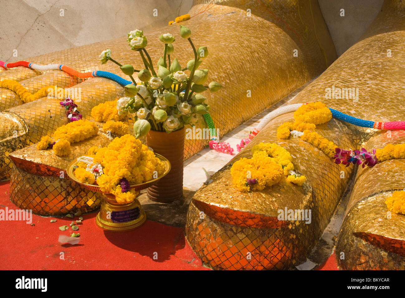 32 feet hi-res stock photography and images - Alamy