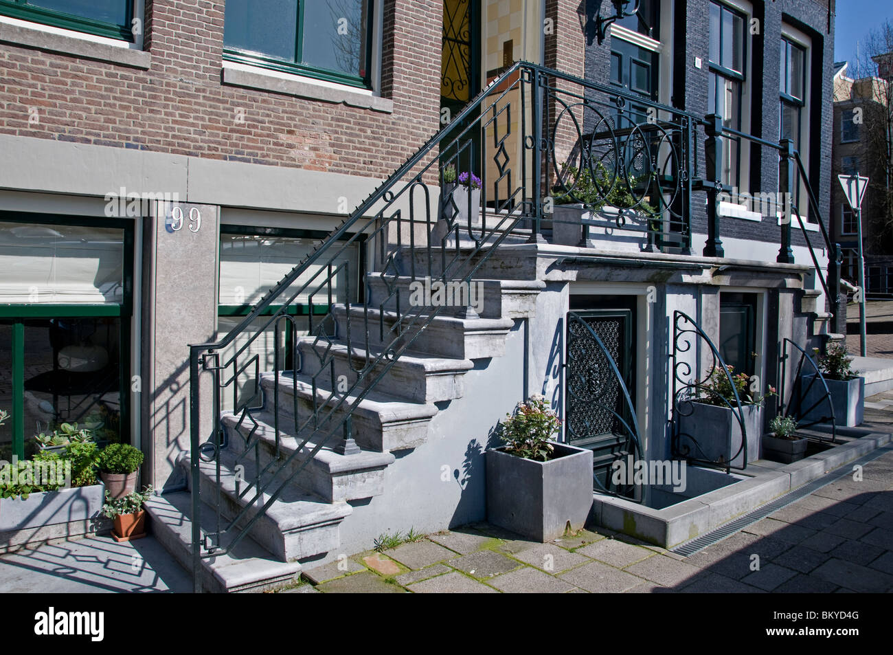 Typical Amsterdam House Stock Photos & Typical Amsterdam House Stock ...