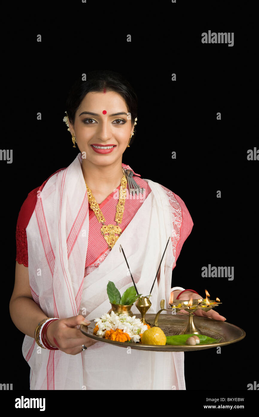 Thali puja hi-res stock photography and images - Alamy