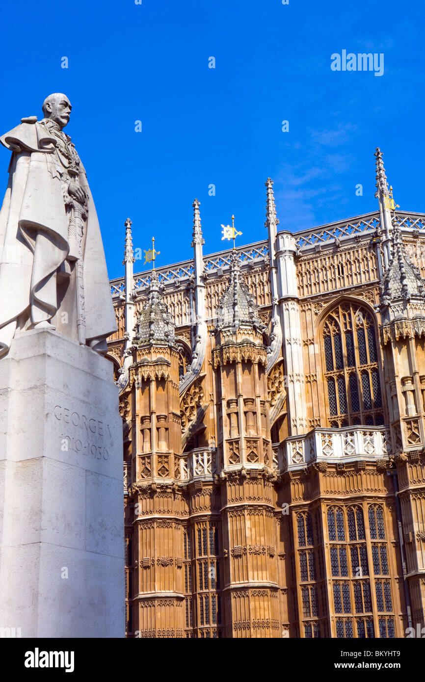 Statue westminster hi-res stock photography and images - Alamy