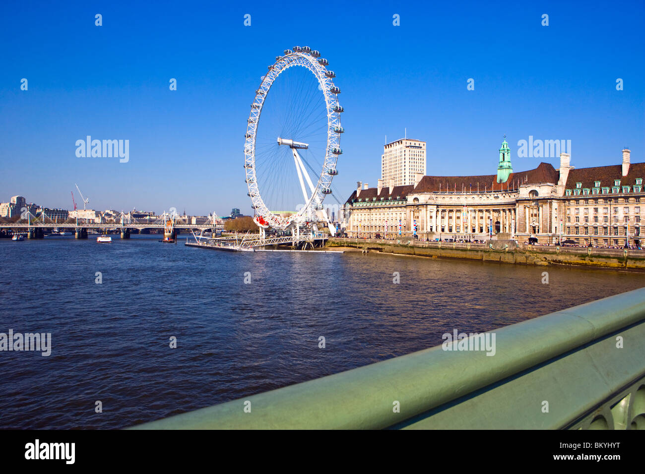Views of southbank hi-res stock photography and images - Alamy