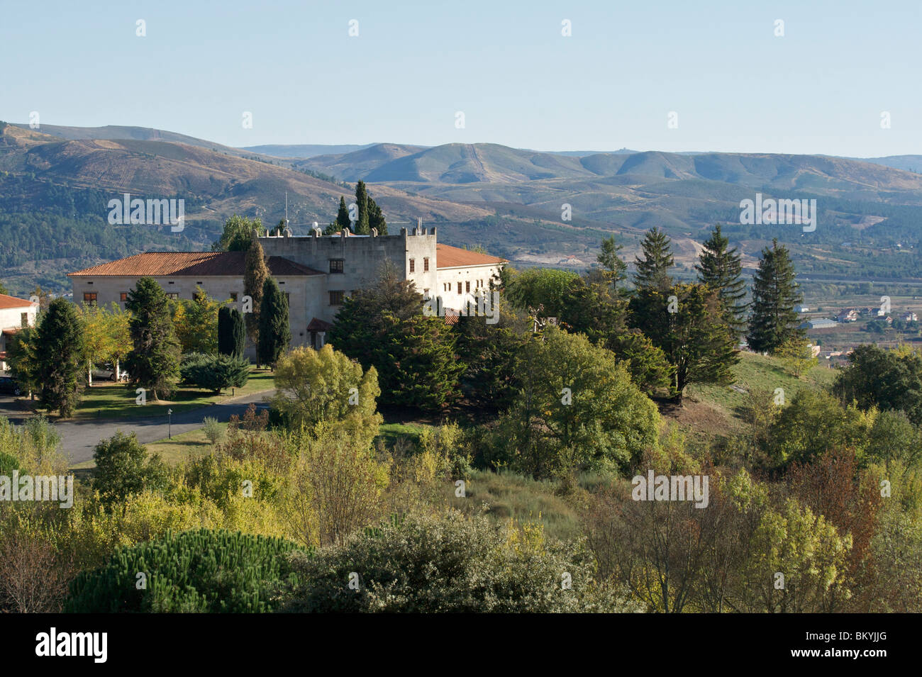Crenelated roof hi-res stock photography and images - Alamy