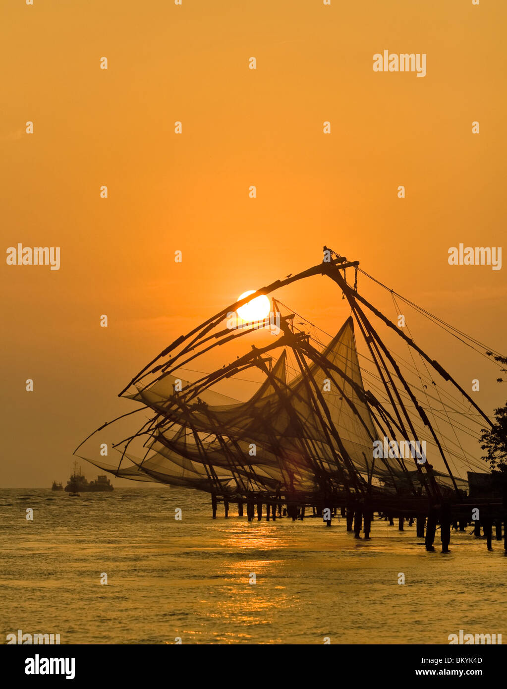 Chinese Fishing Nets, Cochin, Kerala, India Stock Photo - Alamy