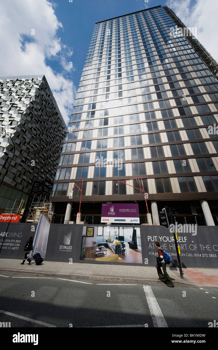 St pauls city lofts tower hi-res stock photography and images - Alamy