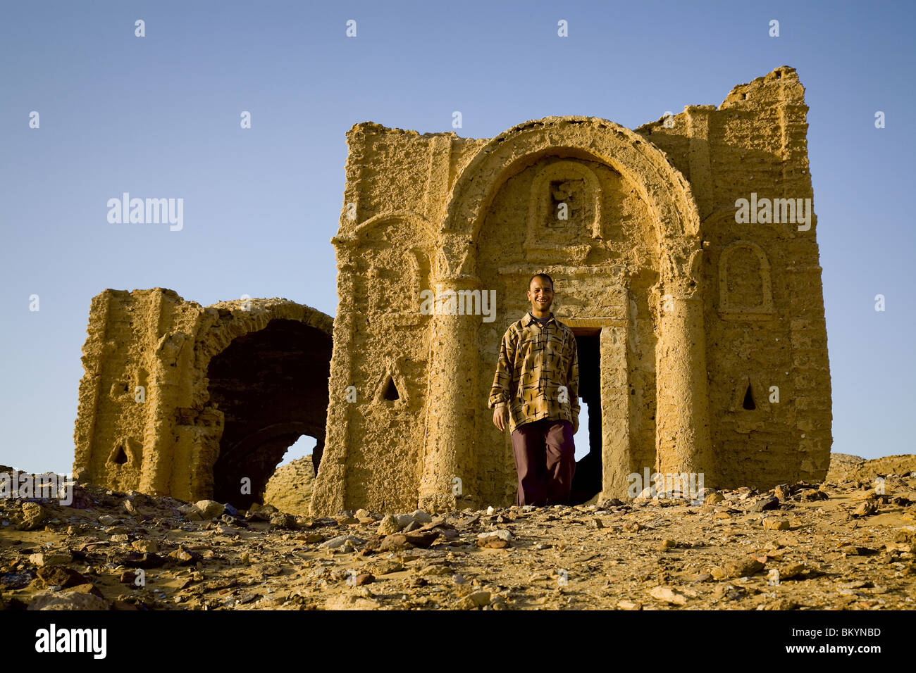 Kharga oasis hi-res stock photography and images - Alamy