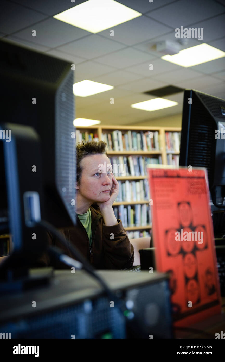 Lampeter wales hi-res stock photography and images - Alamy