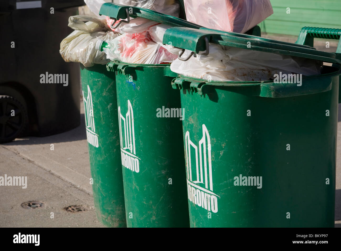 20 containers hi-res stock photography and images - Alamy