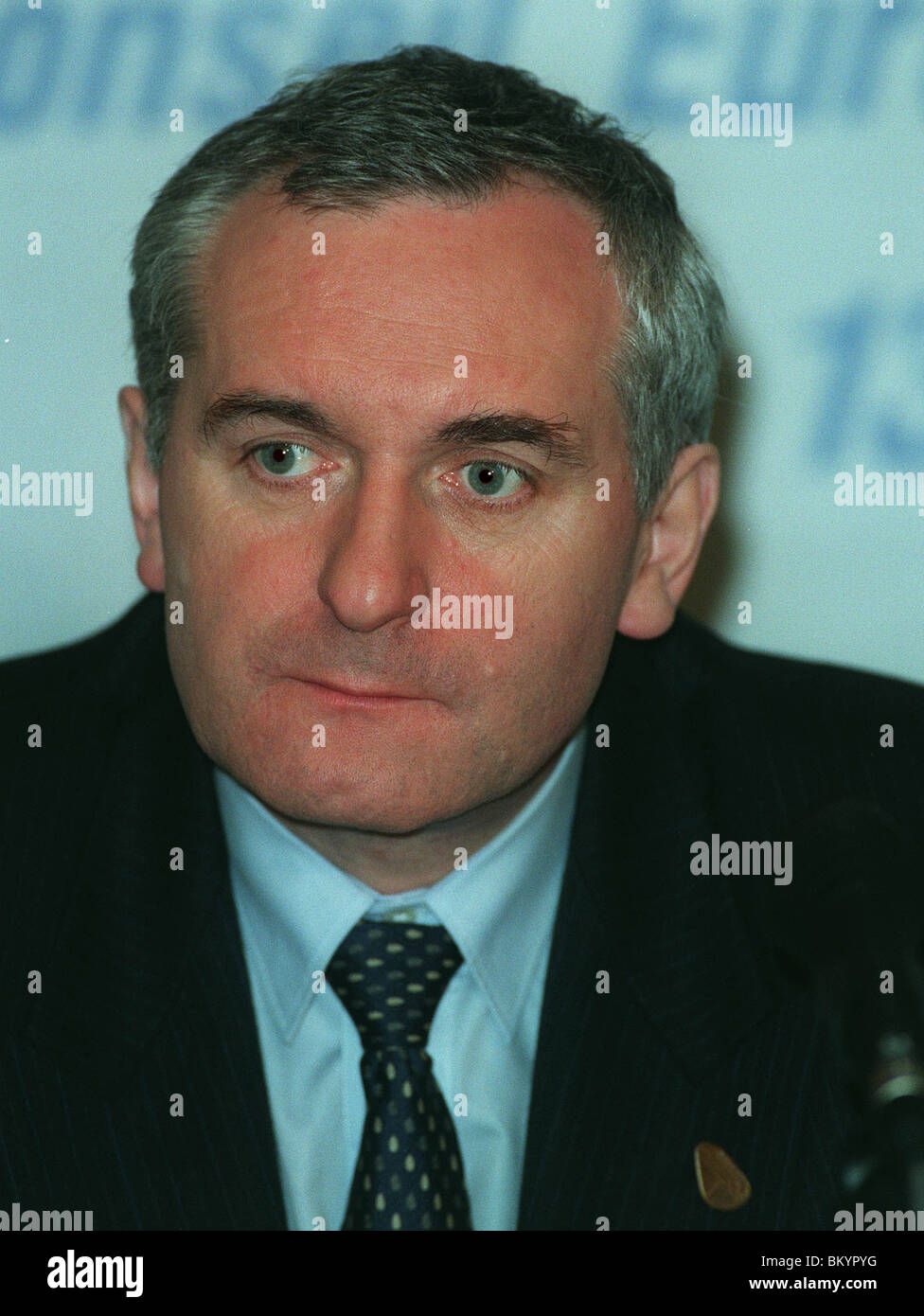 Prime minister ireland bertie ahern hi-res stock photography and images ...