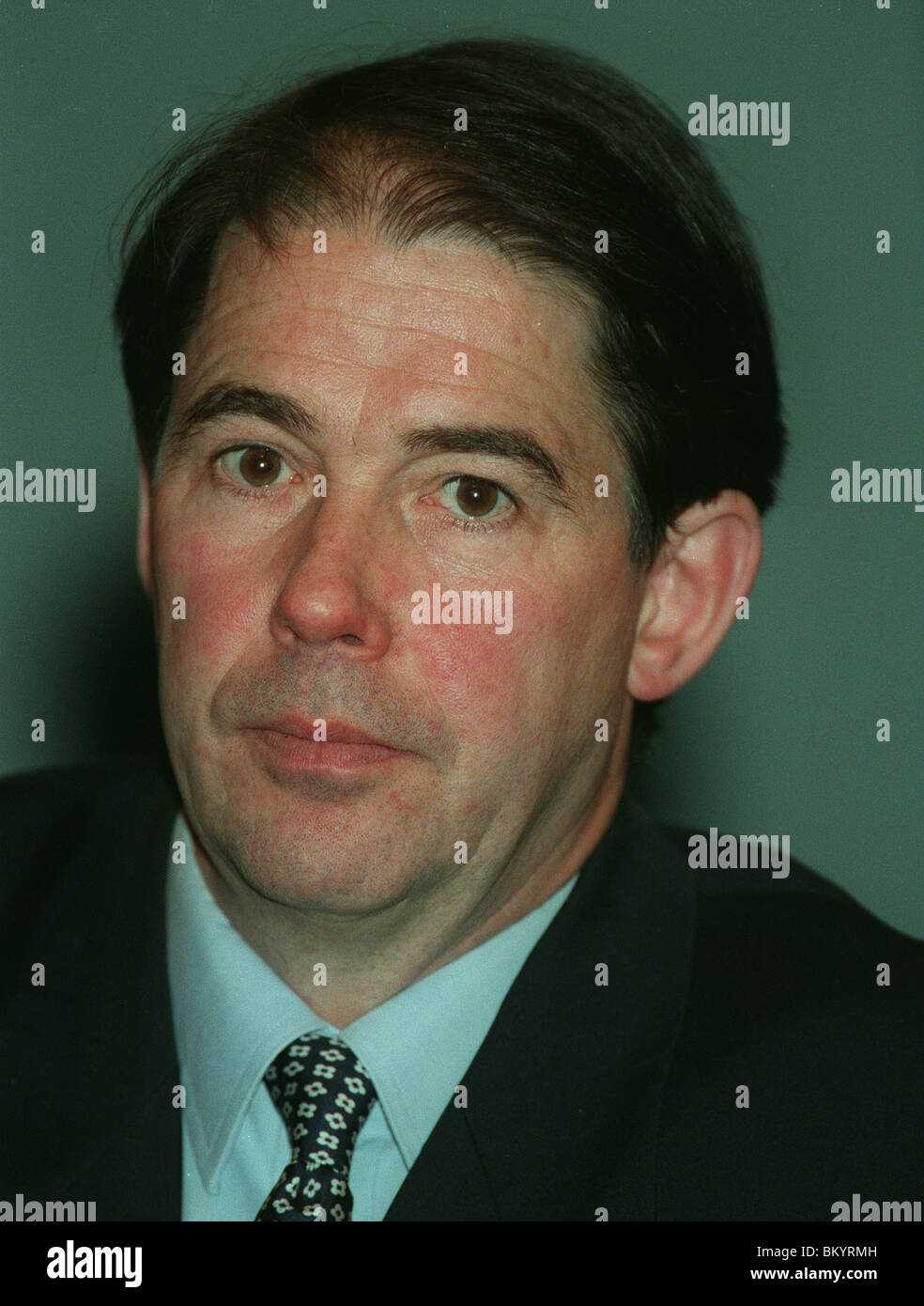 Friends of earth hi-res stock photography and images - Alamy