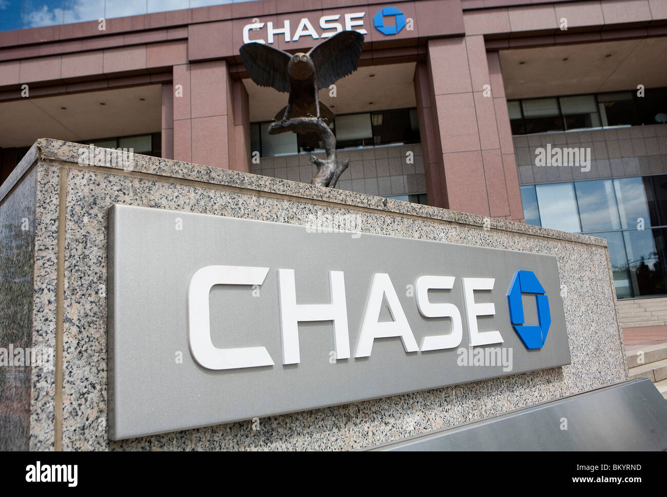 Chase building hi-res stock photography and images - Alamy