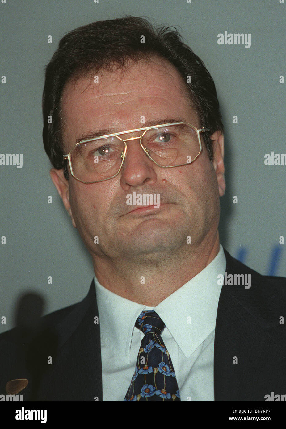 KLAUS KINKEL FOREIGN MINISTER OF GERMANY 17 December 1997 Stock Photo ...