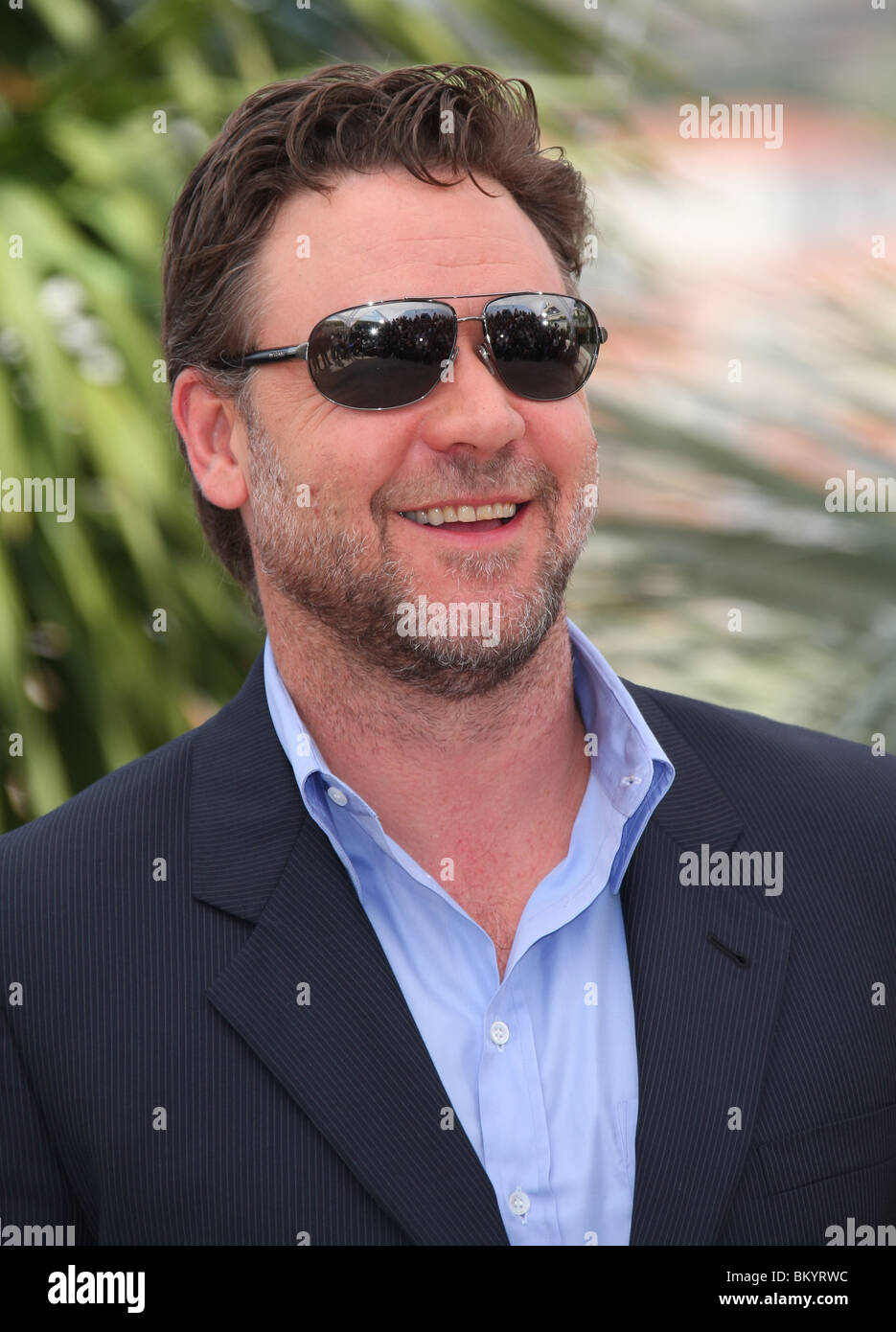 RUSSELL CROWE ROBIN HOOD PHOTOCALL CANNES FILM FESTIVAL 2010 PALAIS DES ...