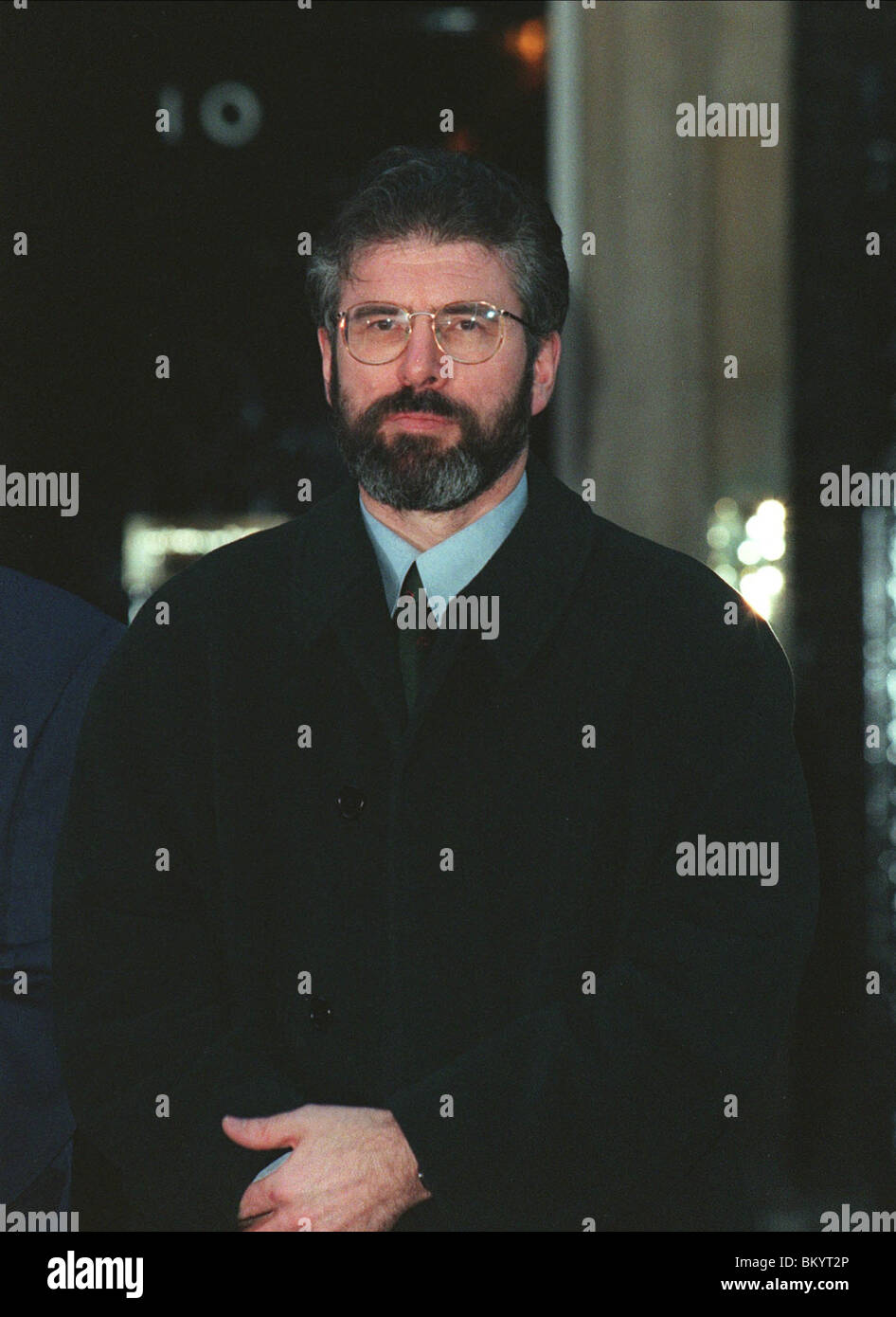 Gerry adams 1997 hi-res stock photography and images - Alamy