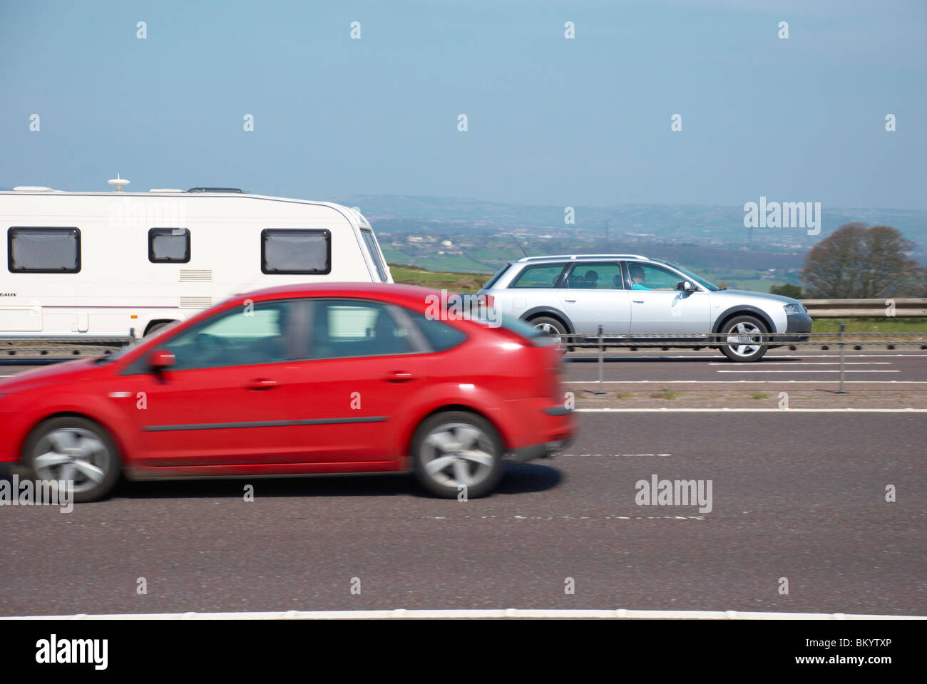 Caravan rural traffic england hi-res stock photography and images - Alamy