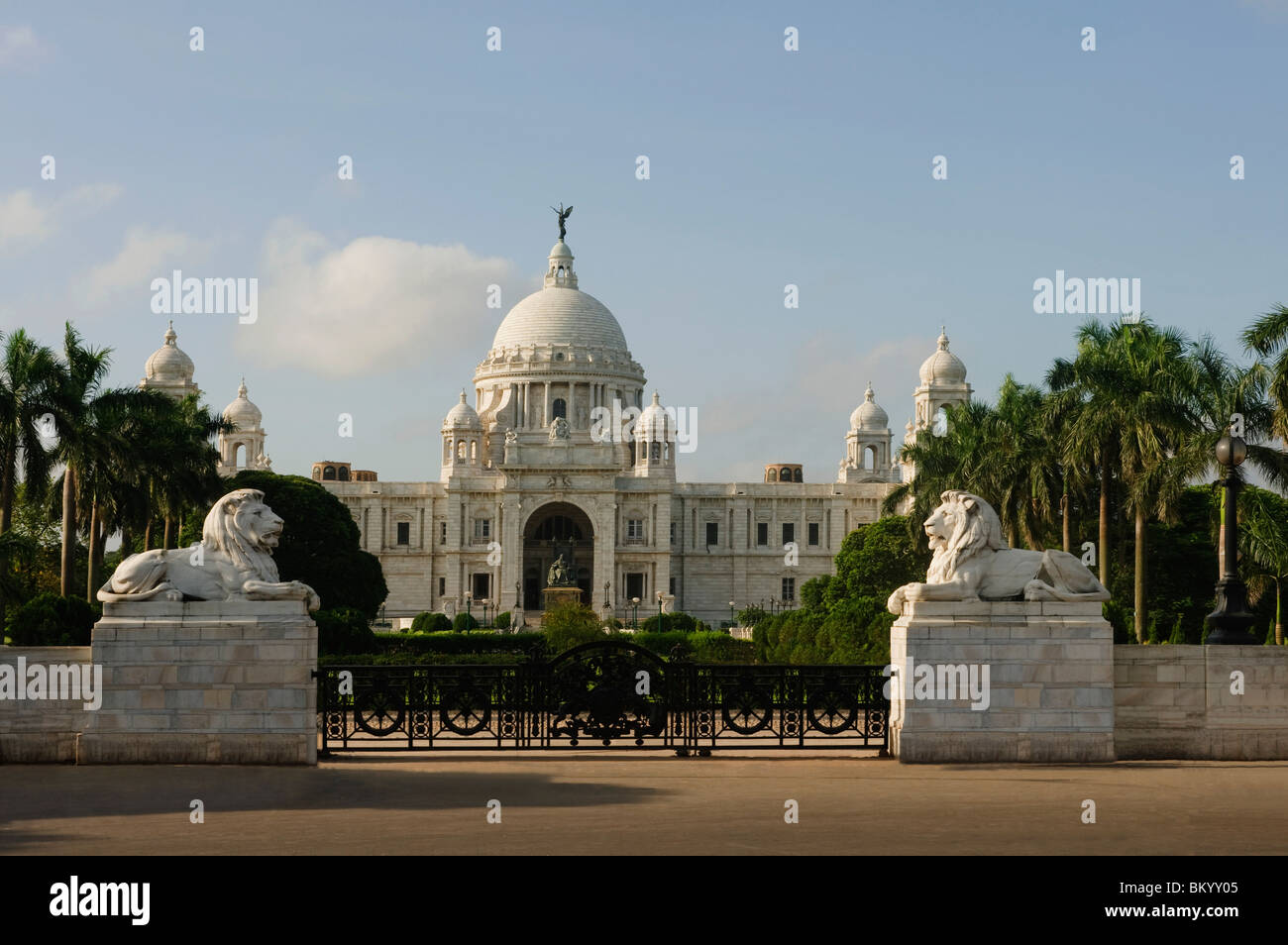 Facade of a museum, Victoria Memorial, Kolkata, West Bengal, India ...