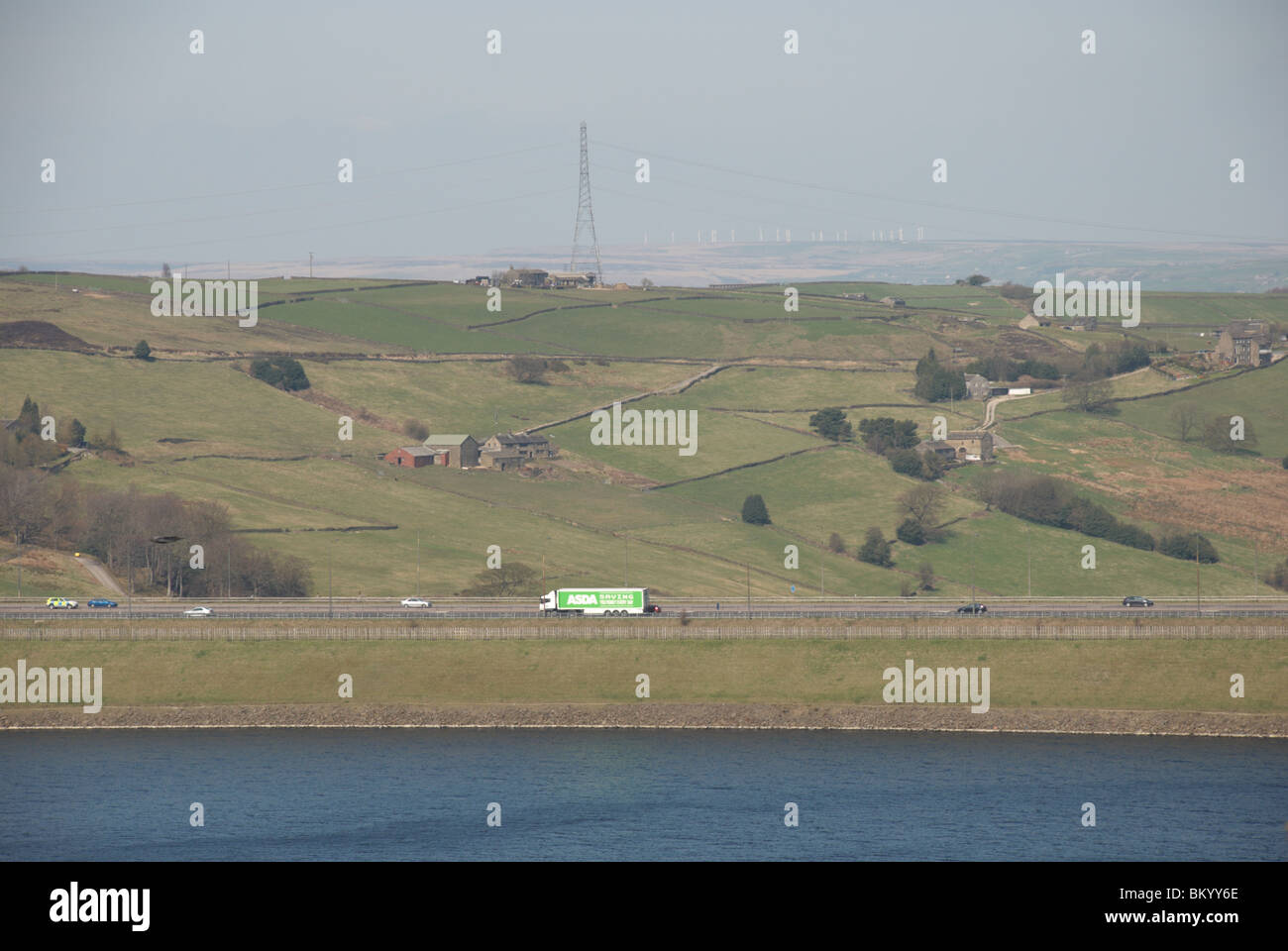 Scammonden dam hi-res stock photography and images - Alamy