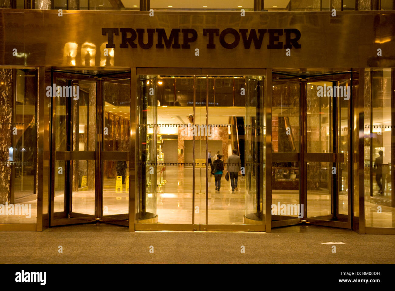 Trump tower hi-res stock photography and images - Alamy
