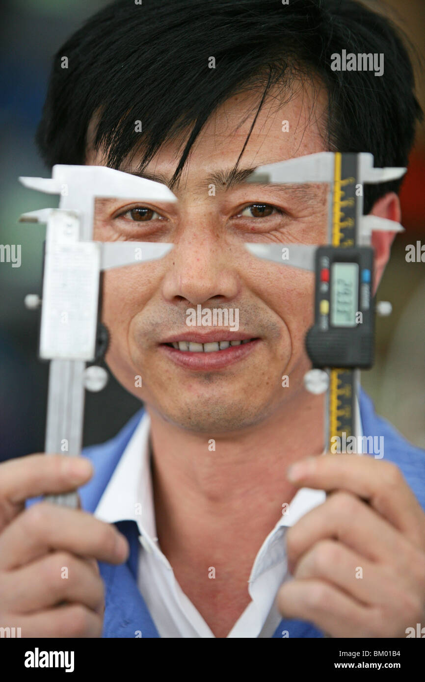 German company, worker, LENZE AG, German drive and automation ...