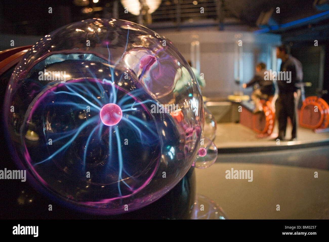 Science and Technology Museum, high voltage bowl, dome, science museum ...