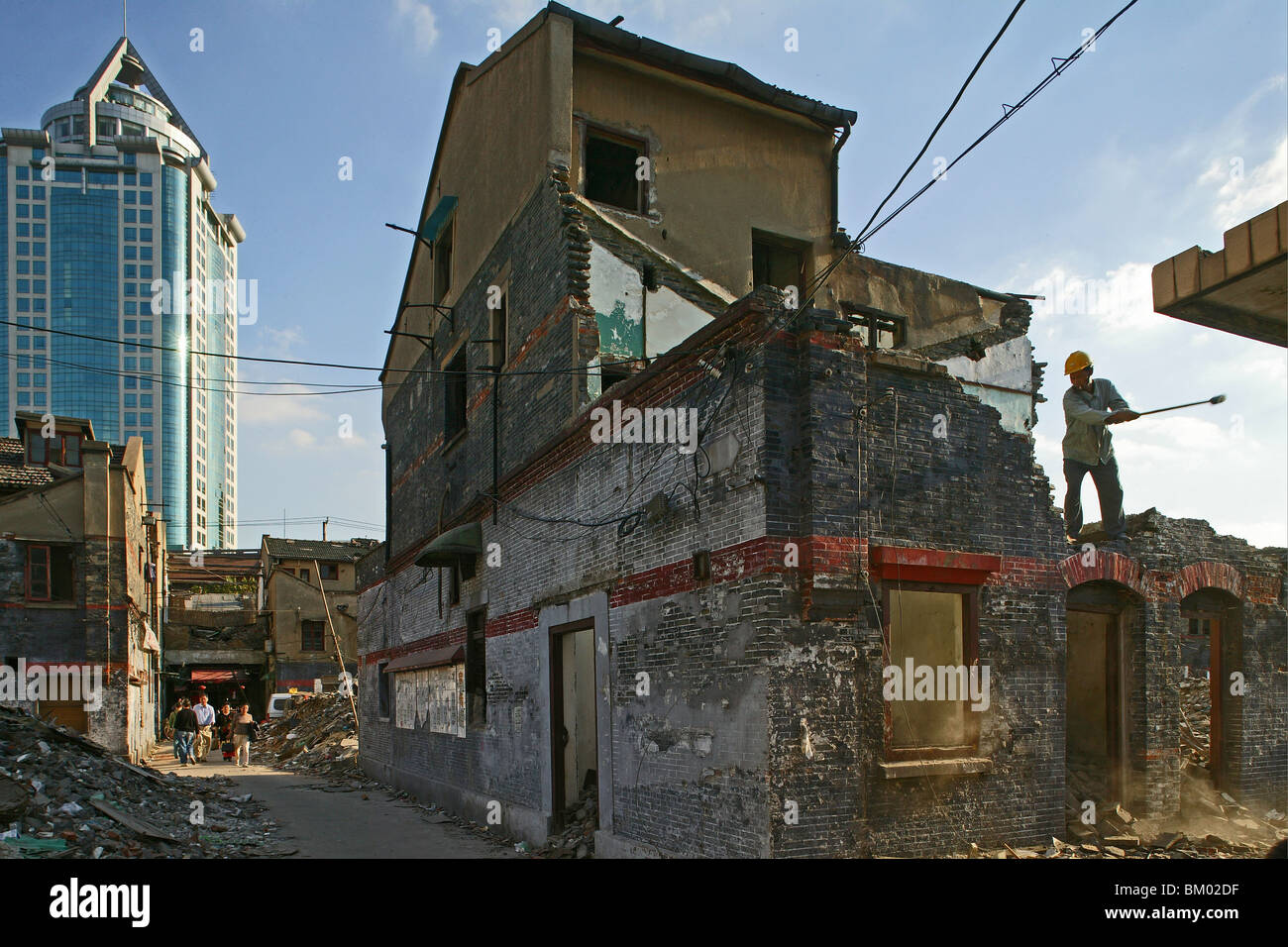 China Demolition Old And New Stock Photos & China Demolition Old And ...