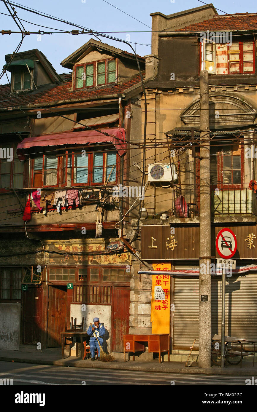 Hongkou japanese hi-res stock photography and images - Alamy