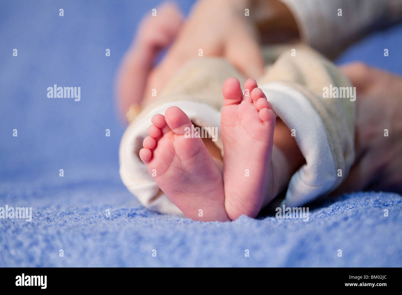 Human childs feet hi-res stock photography and images - Alamy