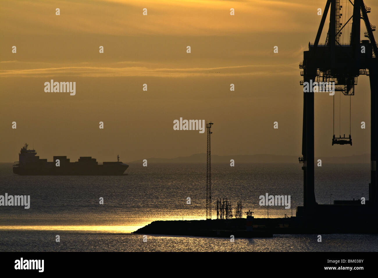 Tower on container ship hi-res stock photography and images - Alamy