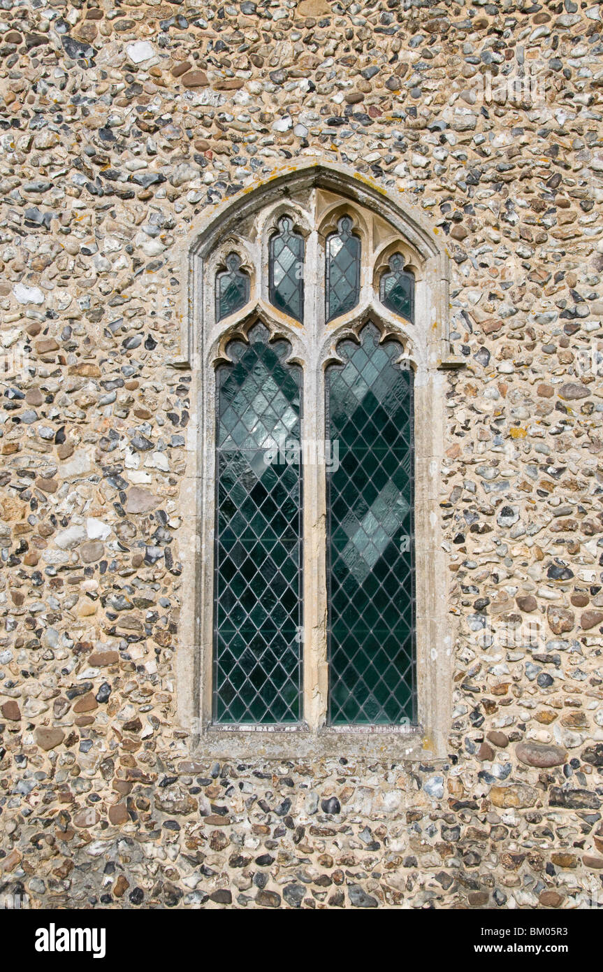 Church window of St Mary the Virgin, Rushall, Norfolk Stock Photo - Alamy