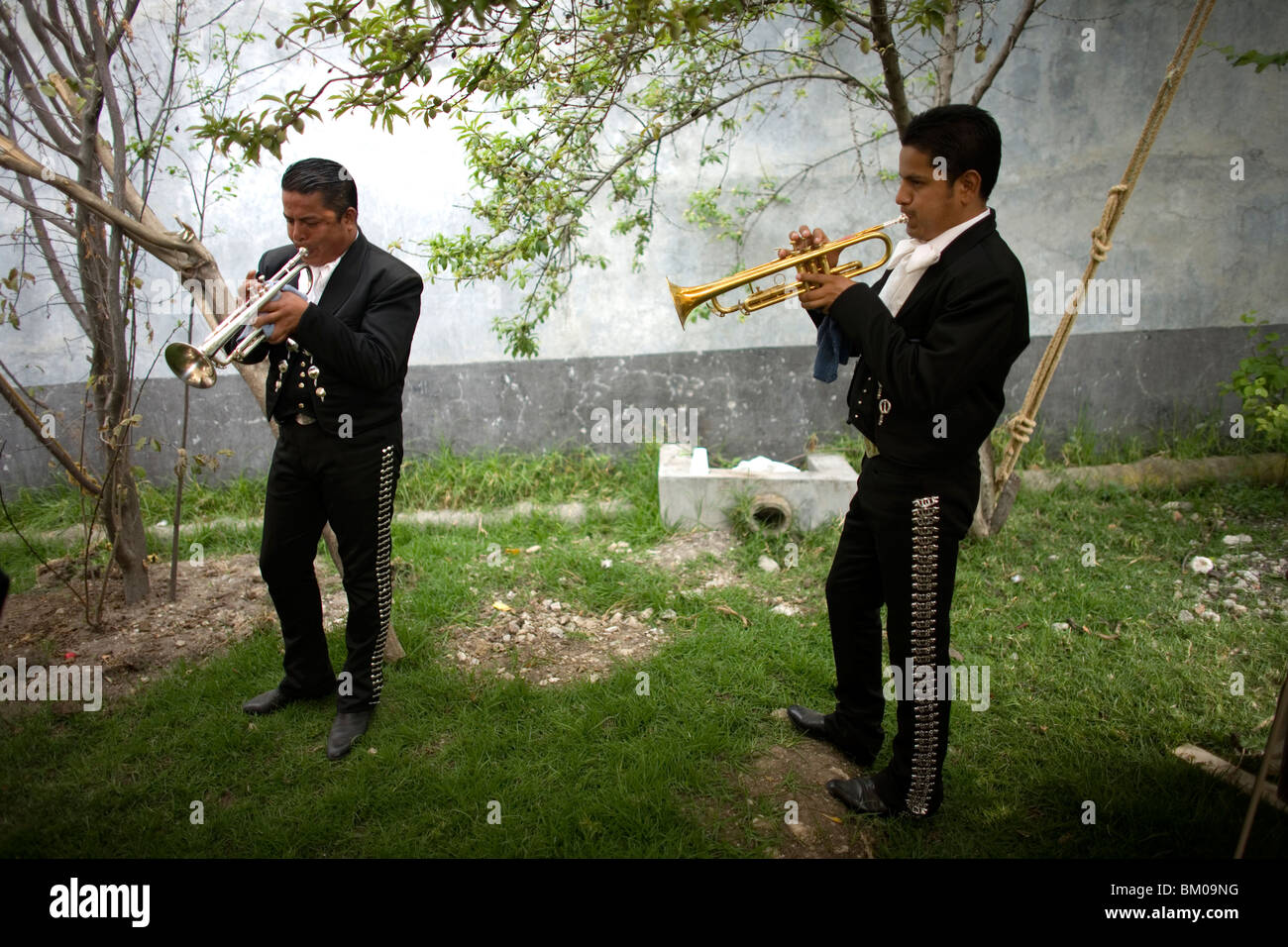 Mariachi Instruments High Resolution Stock Photography and Images - Alamy