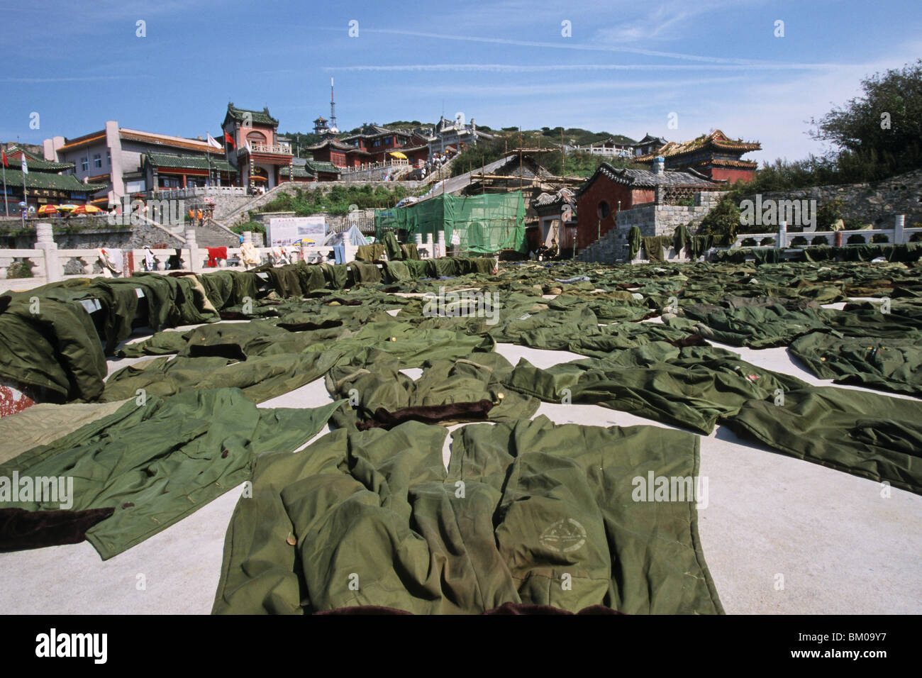 Mount tai shan hi-res stock photography and images - Alamy